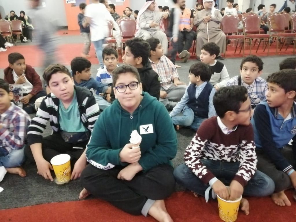 “حجّي مكي” يقطع الإنترنت لإنقاذ الأطفال من إدمان الشاشات – صحيفة صُبرة ...