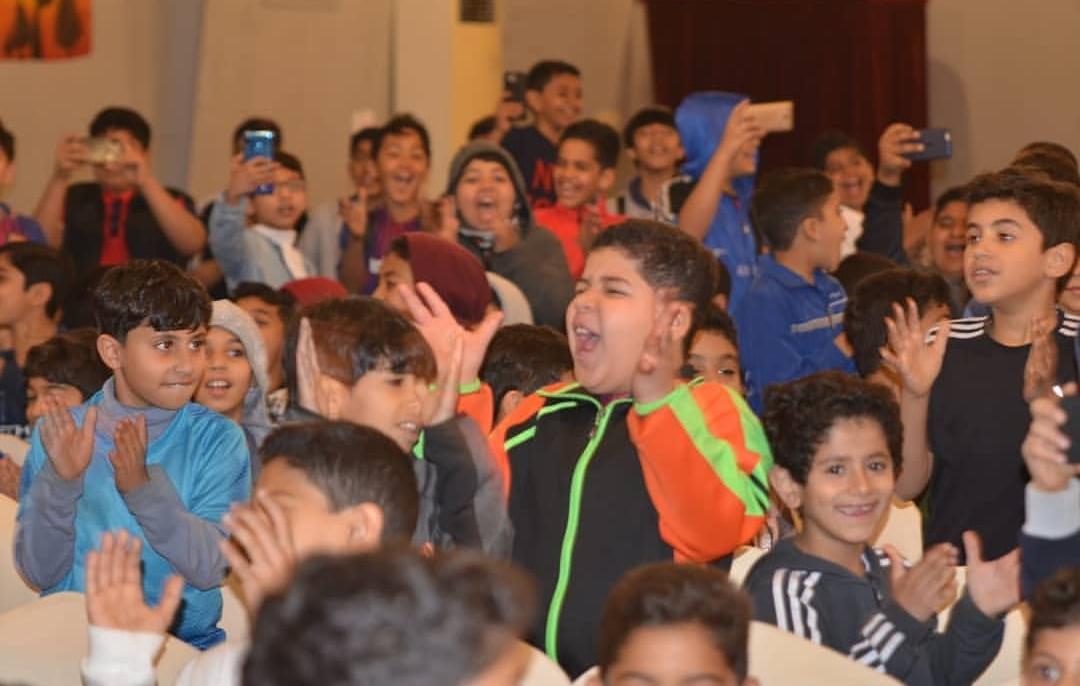 [فيديو] “حجّي مكي” يذرف الدموع على سقوط نخلة في أم الحمام – صحيفة صُبرة ...