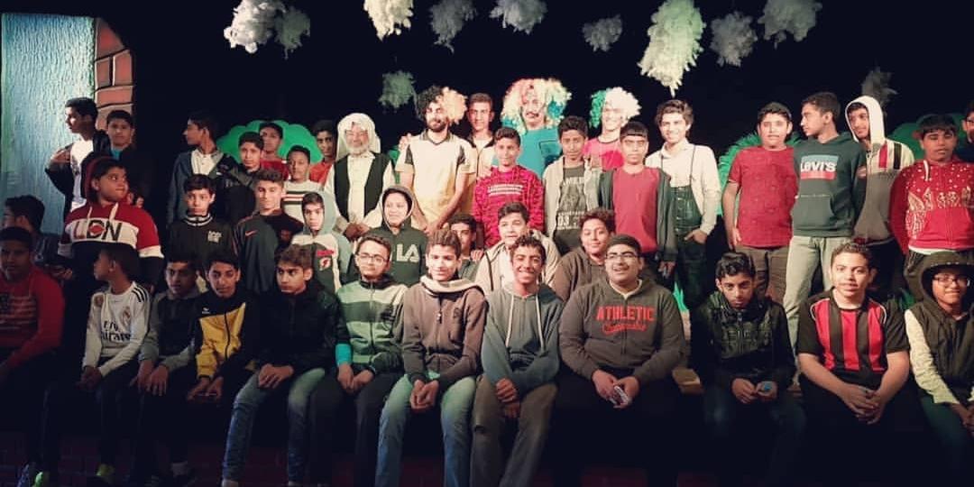 [فيديو] “حجّي مكي” يذرف الدموع على سقوط نخلة في أم الحمام – صحيفة صُبرة ...